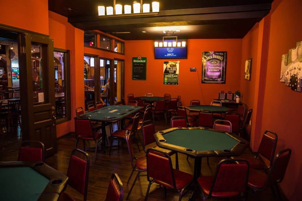 About Union Place Bar & Grill in Knoxville, TN